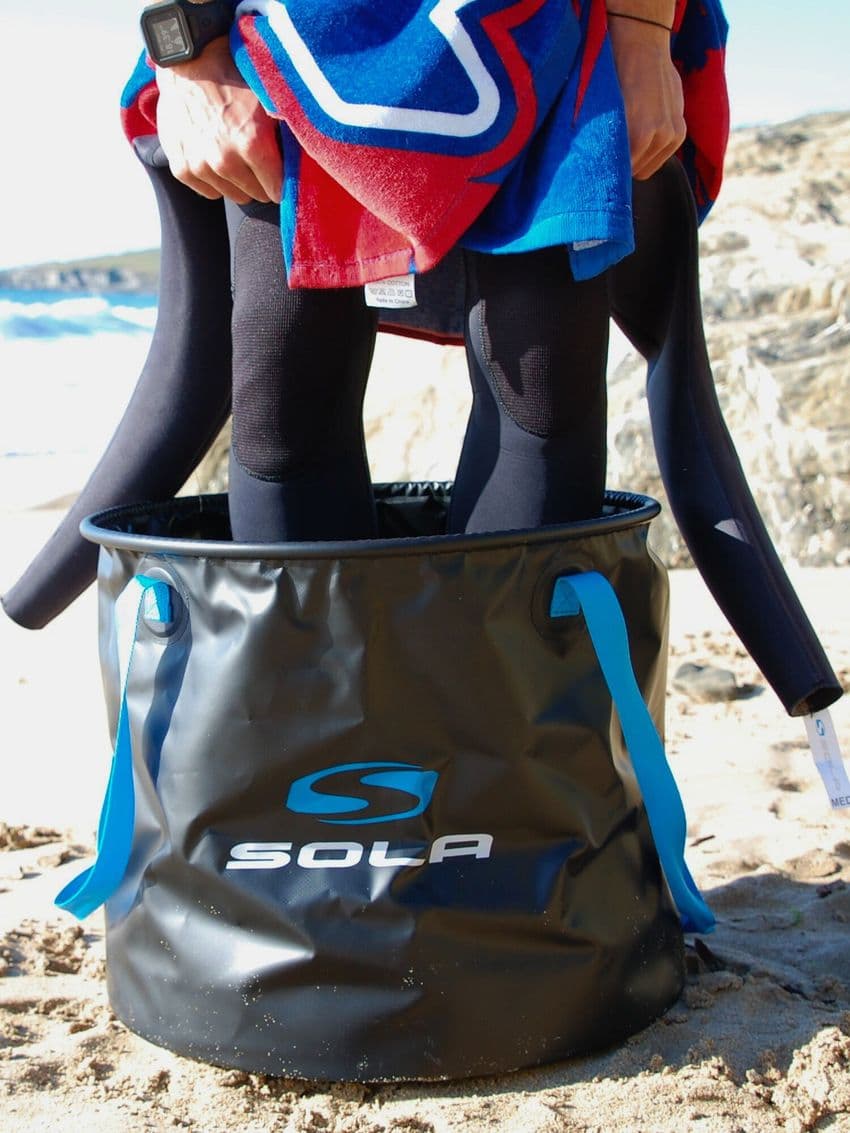 Sola Wetsuit Bucket – Môr Watersports